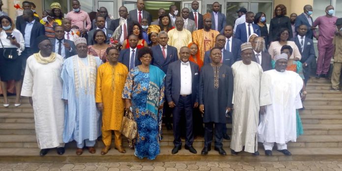 Cameroun – Elecam : Le DG Erik Essousse injecte du sang neuf - Direct Info